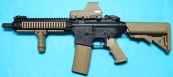 M4 MK18 Mod I Dark Earth (with 553 Red/Green Dot Sight) AEG G&P ...